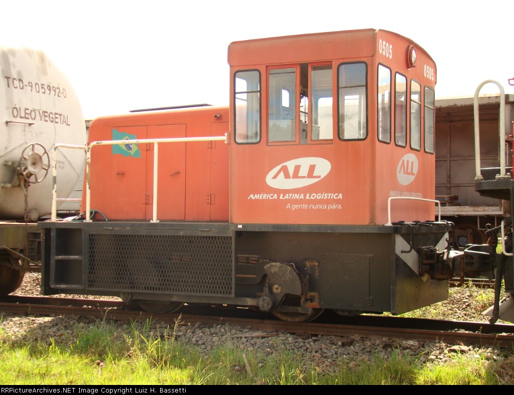 A Rare GE 25 TON. 0505